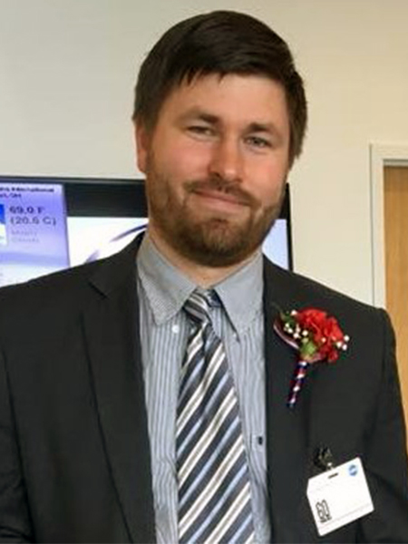 AAE alumnus receives NASA's Early Career Achievement Medal - School of ...