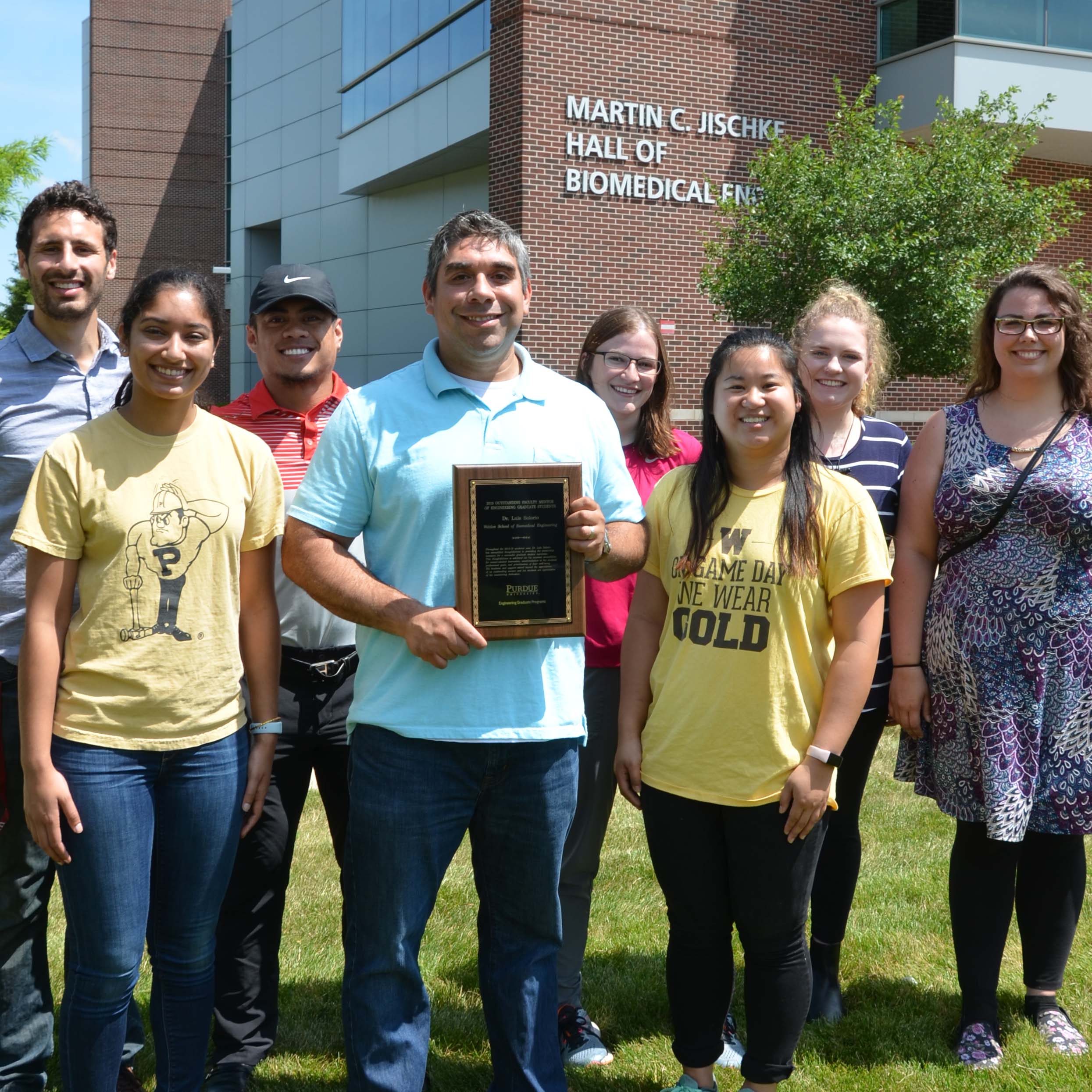 Solorio named Outstanding Faculty Mentor of Engineering Graduate ...