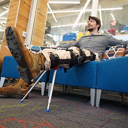 Leg brace with a kickstand - Mechanical Engineering - Purdue University