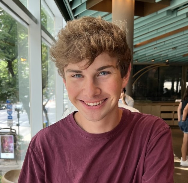 Emily Nadler's Instagram, Twitter & Facebook on IDCrawl