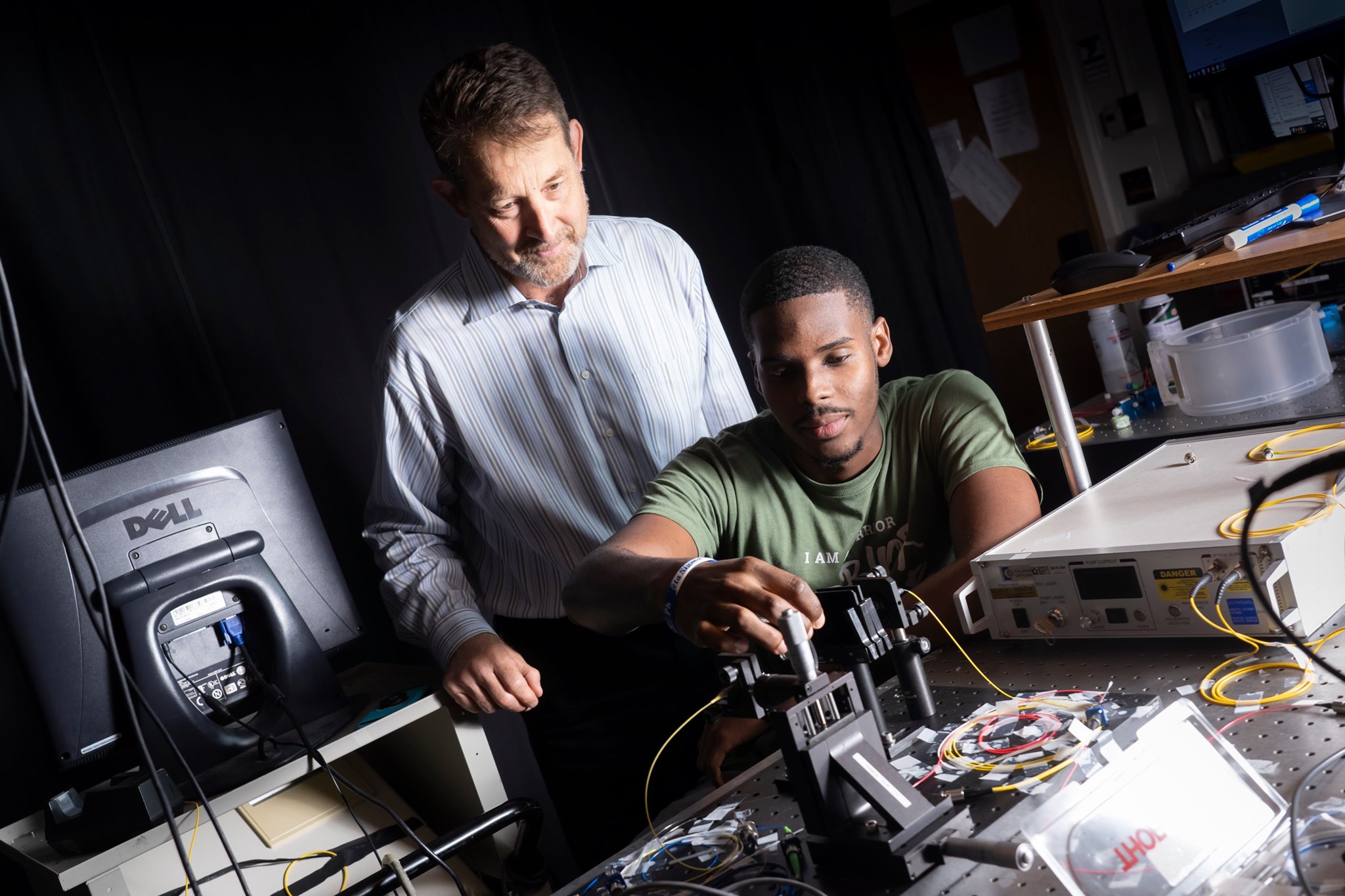 Ultrafast Optics and Optical Fiber Communications Laboratory - Purdue ...